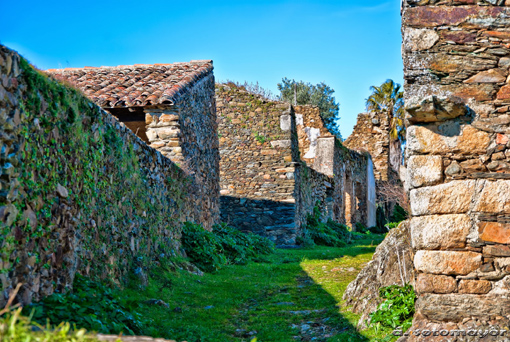 Another beautiful village abandoned in Spain