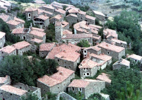 Fuentebella: another nice and abandoned village in the north of Spain